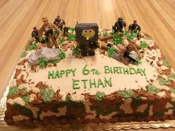Army man birthday cake - TheSmartCookieCook