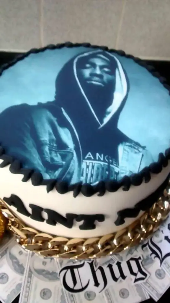 2pac birthday cake