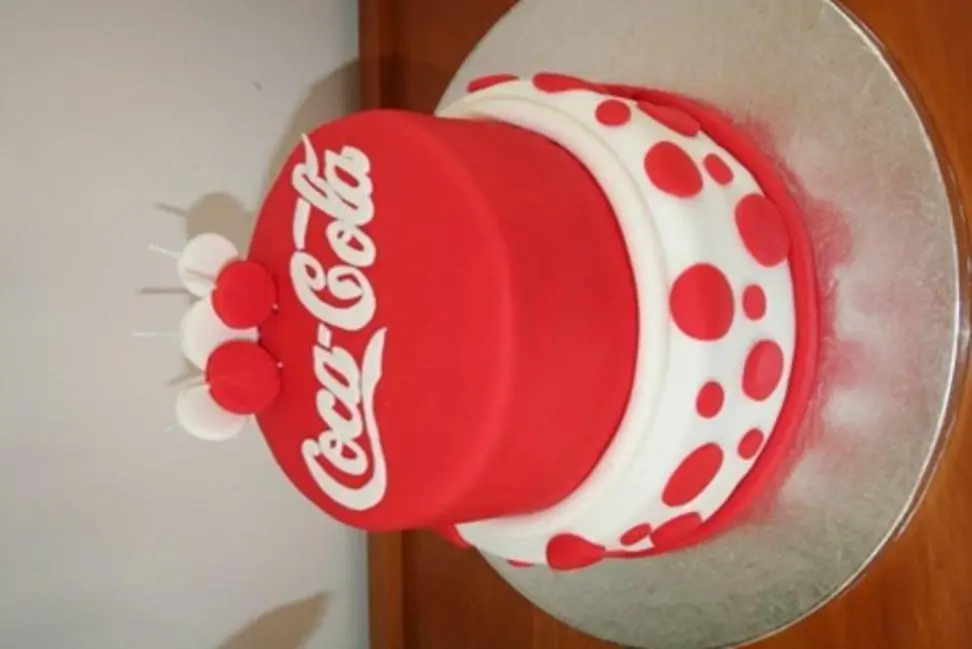 Coca cola birthday cakes