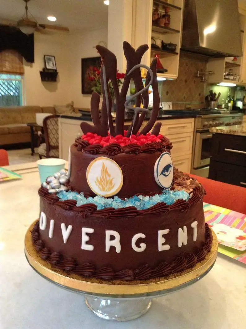 Divergent birthday cake