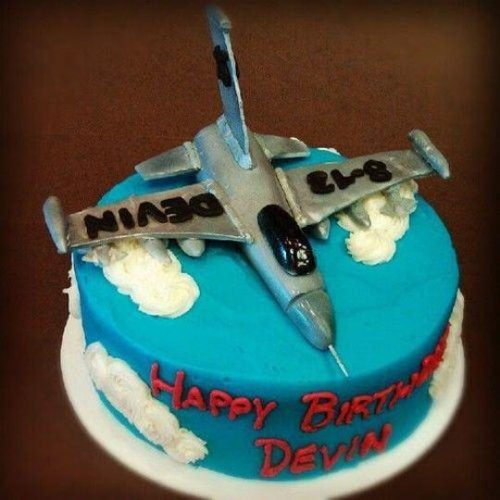 Fighter jet birthday cake