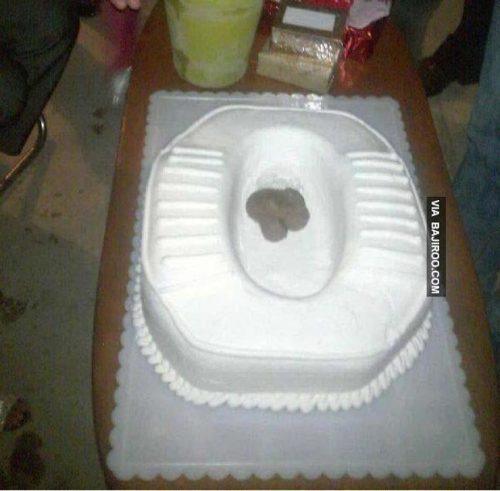 Potty birthday cake