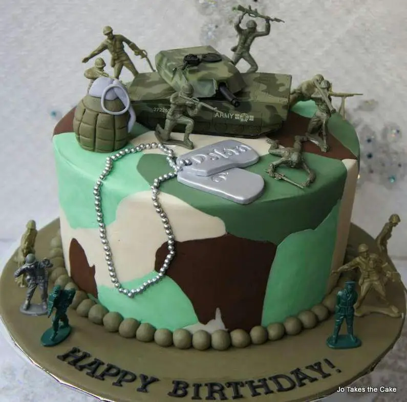 Soldier birthday cake